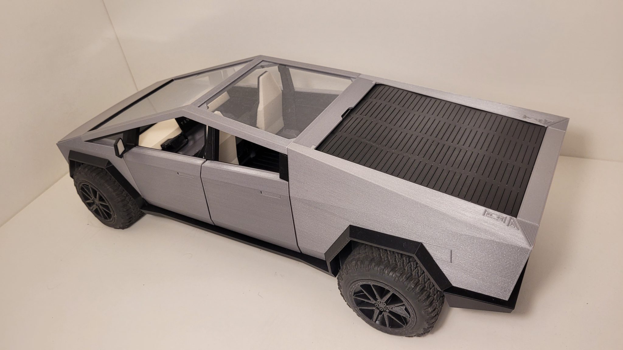 Tesla Cybertruck RC - TeslaRCs - Tesla Cybertruck RC cars